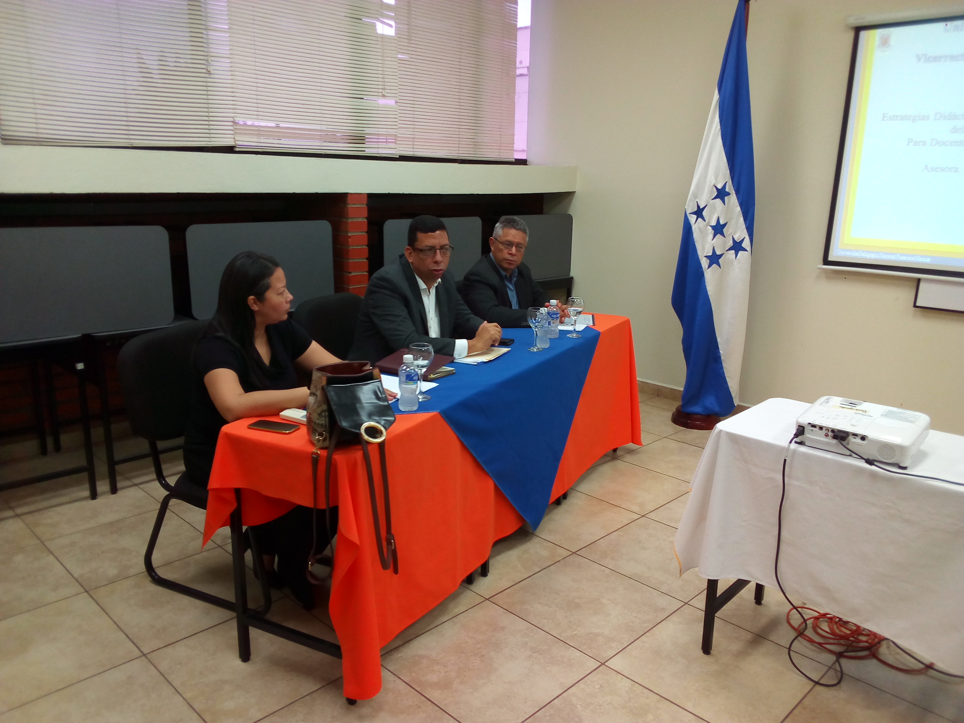 dpg.upnfm.edu.hn - Defensa de Tesis, Estrategias didácticas en el ...