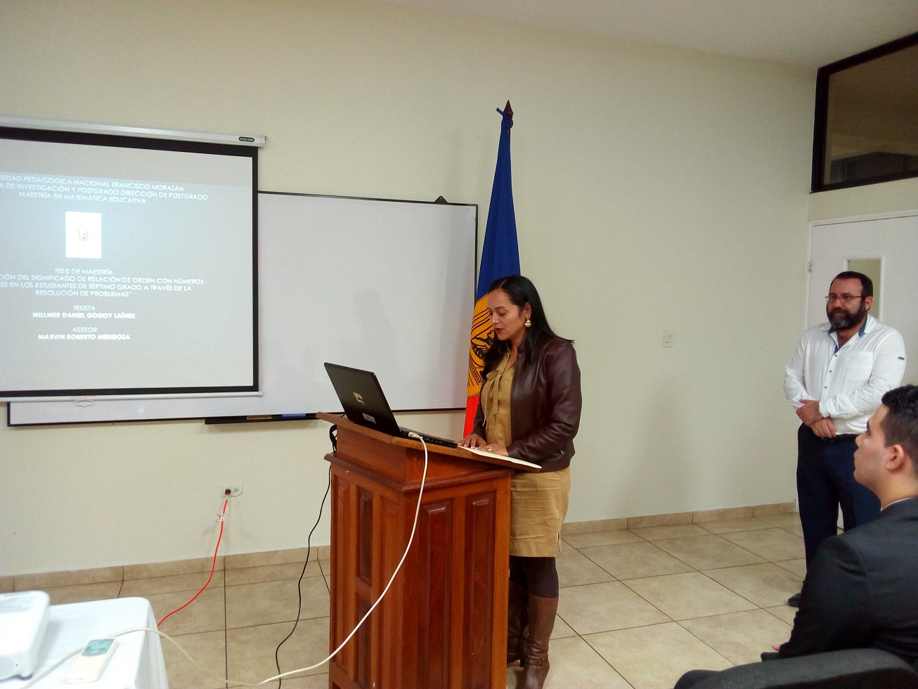 dpg.upnfm.edu.hn - Defensa de Tesis, Construcción del significado de ...