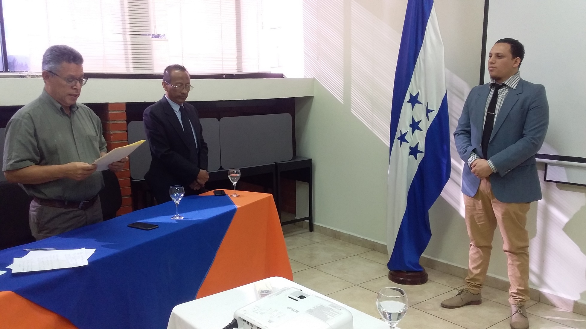 dpg.upnfm.edu.hn - Defensa de Tesis, La obra de Roque Zelaya, un ...